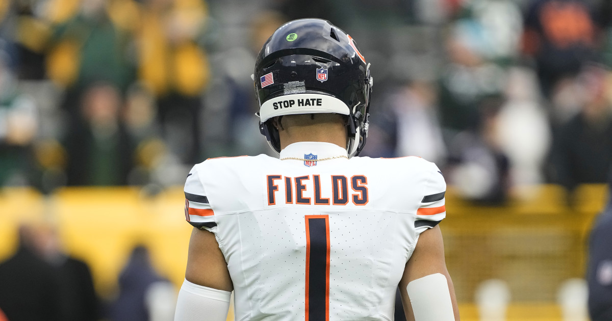 Justin Fields’ trade value is a big topic of conversation for the Bears ...