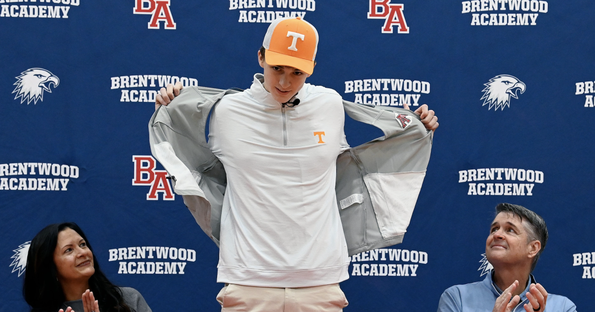 5-star QB George MacIntyre is trying to help the Tennessee Vols make a ...