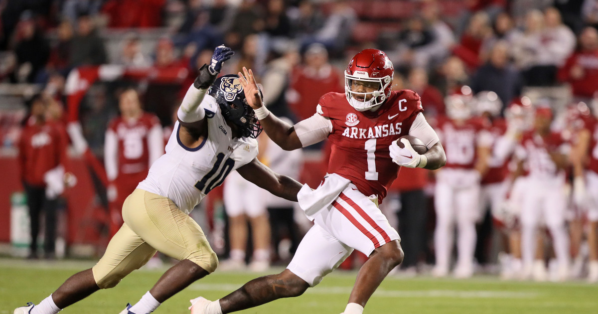 Miami Dolphins reportedly work out local linebacker and NFL Draft ...