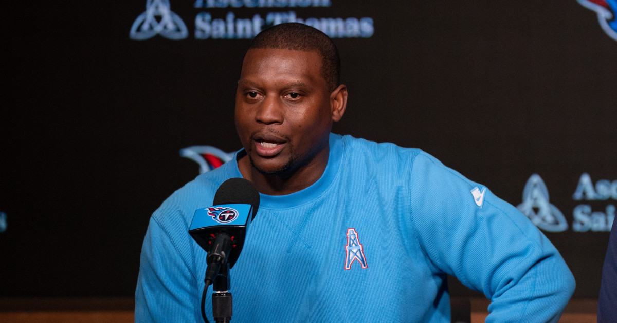 Titans defensive coordinator confirms suspicion surrounding hole within ...