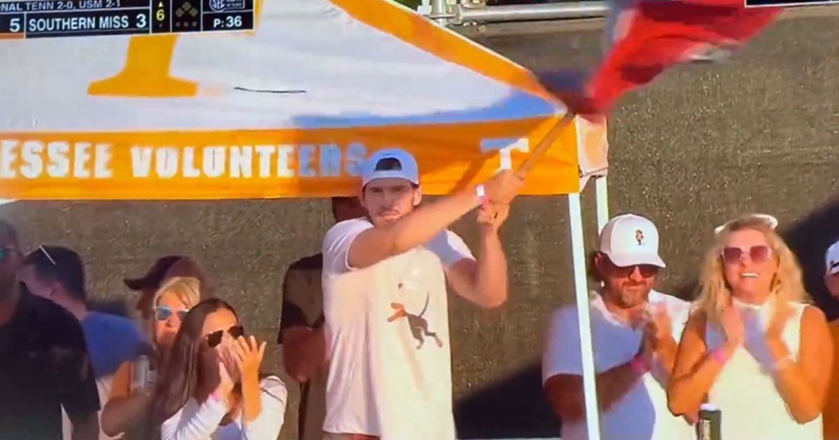 Tennessee Vols basketball fan favorite John Fulkerson steals the show ...