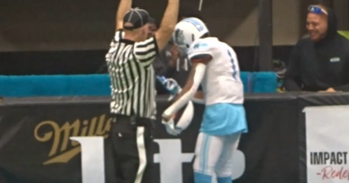 Former Chiefs tryout Boo Smith emerging as superstar two-way player in ...