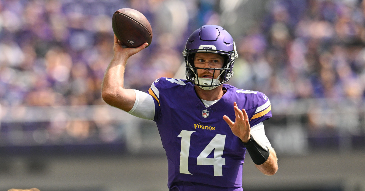 All eyes turned to Vikings QB Sam Darnold after news of J.J. McCarthy's ...