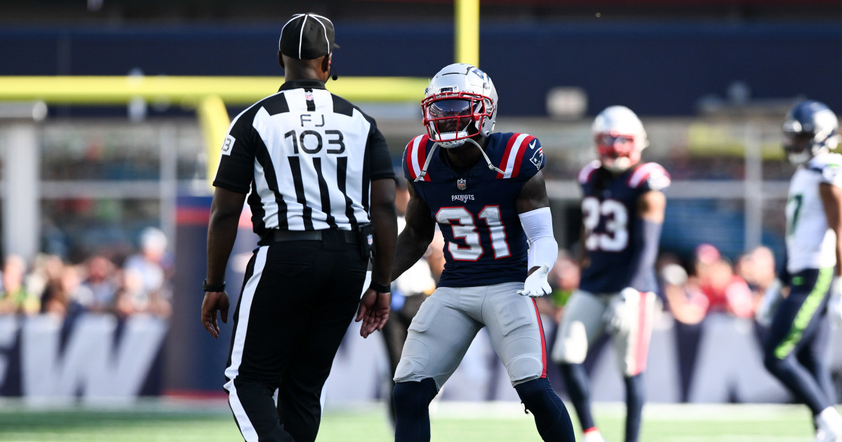 Patriots cornerbacks show support for Jonathan Jones after ...