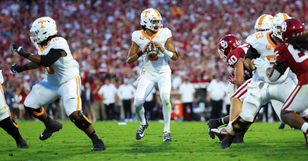 Vegas insider makes strong statement about upcoming Tennessee Vols ...
