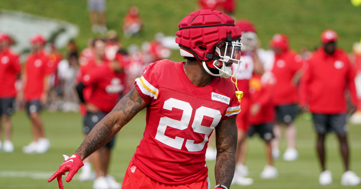 Chiefs news: La'Mical Perine supplanting Deneric Prince in practice - A ...
