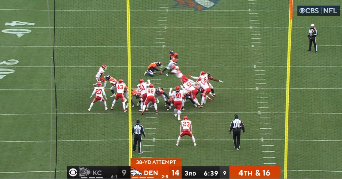 Kansas City Chiefs backup kicker Justin Reid blocks field goal in Week ...