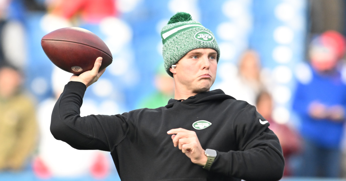 Jets announce that Zach Wilson will be the third-string quarterback ...