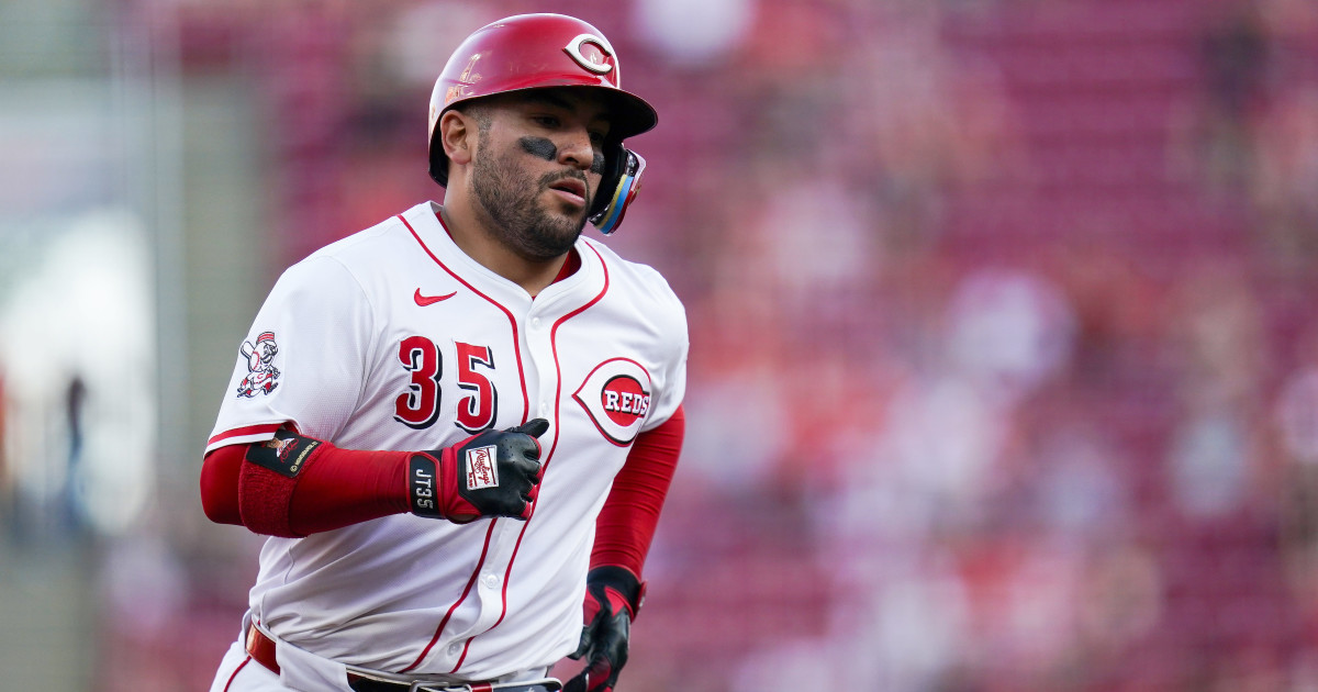 Cincinnati Reds player showcases his support for the Bengals in a way ...