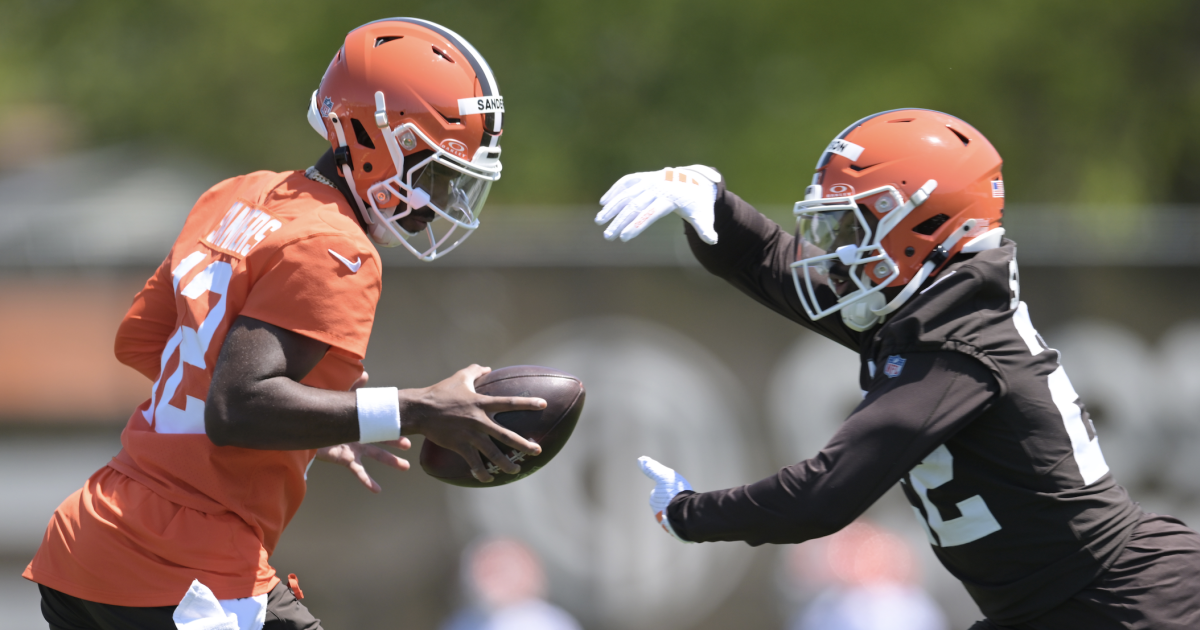 Former Vols RB Dylan Sampson tried to get new teammate Shedeur Sanders ...