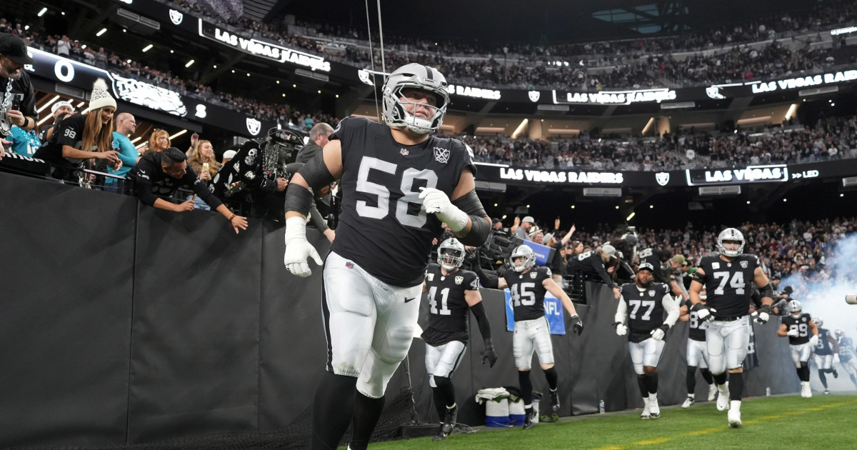 Former Oregon Ducks All-American Jackson Powers-Johnson goes unfiltered ...