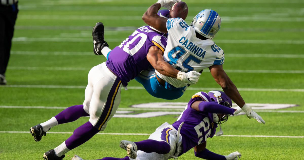 Vikings DC Brian Flores raves about veteran who chose to return to ...