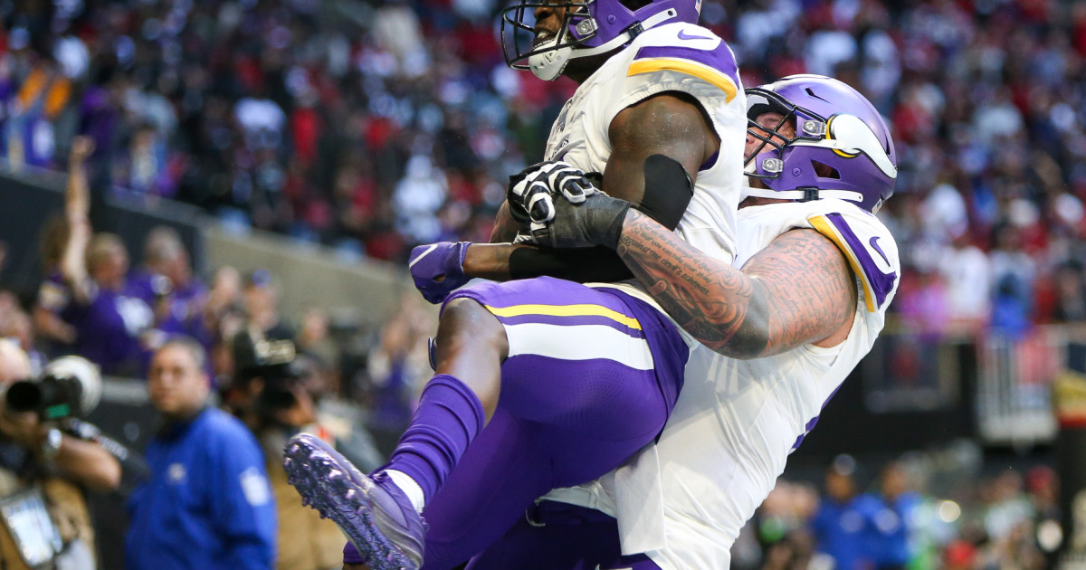 Vikings HC Kevin O'Connell gives intriguing updates on status of T.J ...