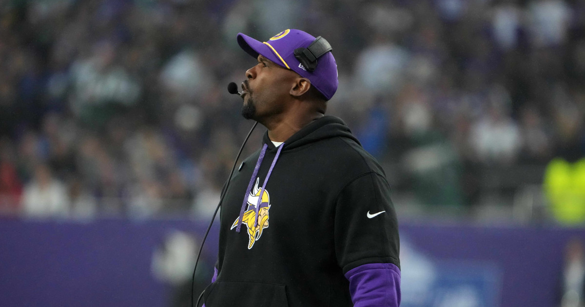 Brian Flores gets quick answer on who Vikings will face in Week 9 vs ...