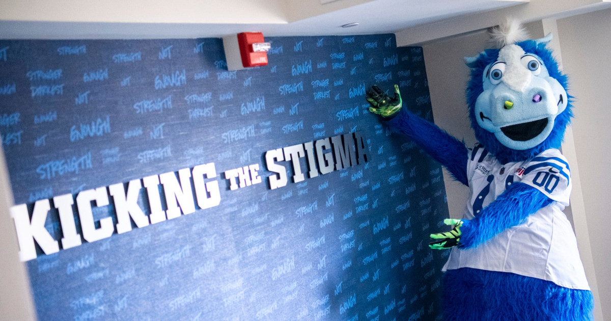 The NFL honors the man behind the mask of the Indianapolis Colts mascot ...