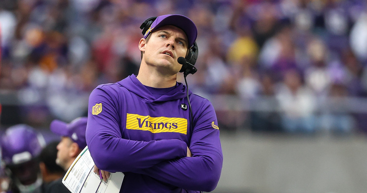 Kevin O'Connell continuing to call trick plays when they don't work is ...