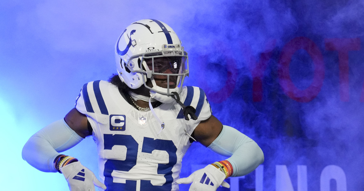 A former head coach is set to interview for the Colts' defensive ...