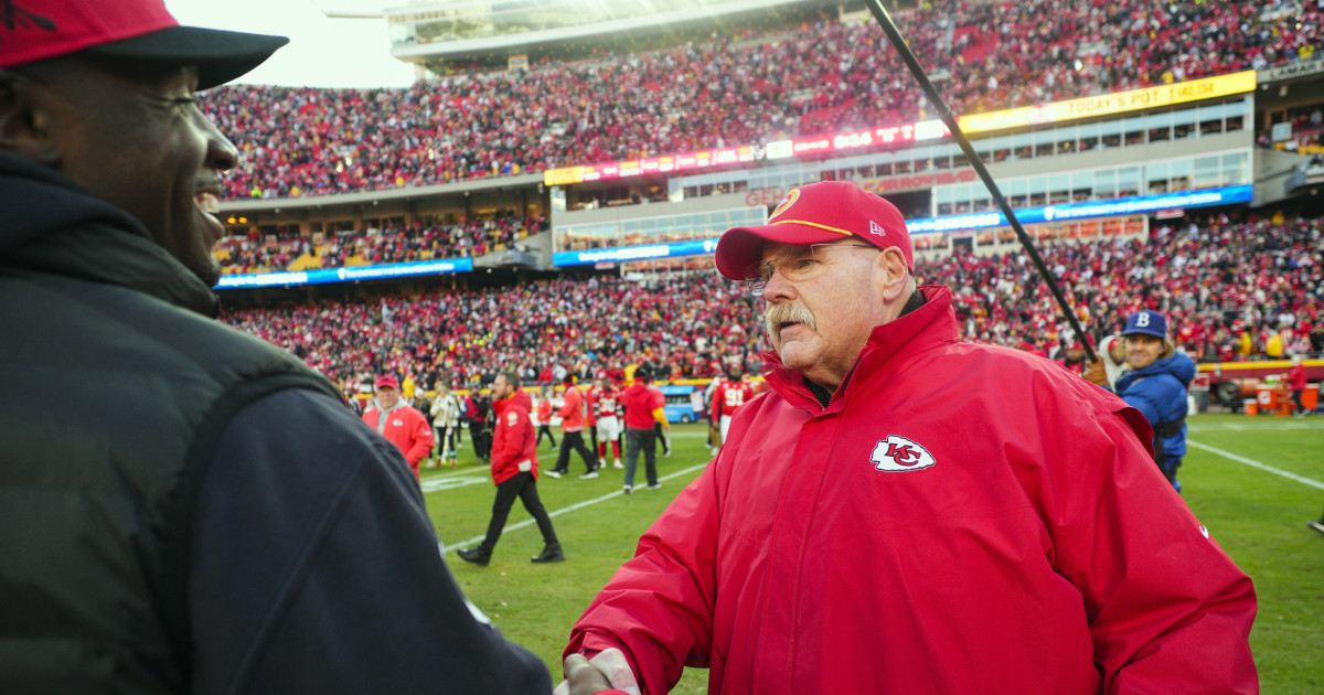 'Pray hard' - Buffalo Bills defensive coordinator described game ...