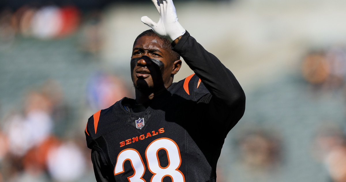 Bengals 2025 Roster Breakdown: DJ Ivey becoming important depth piece at cornerback entering ...