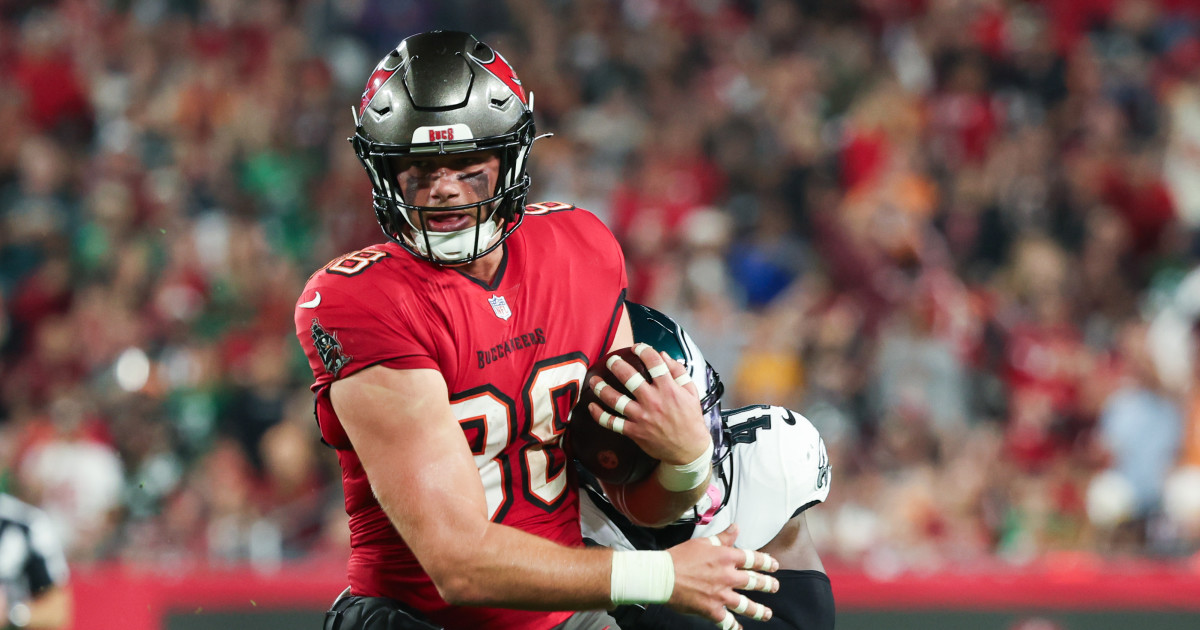 Key Bucs starter is dealing with a different injury that could cause him to miss the Week 1 ...