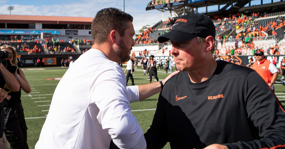 The Oregon Ducks enter rivalry week as massive favorites for the fourth ...