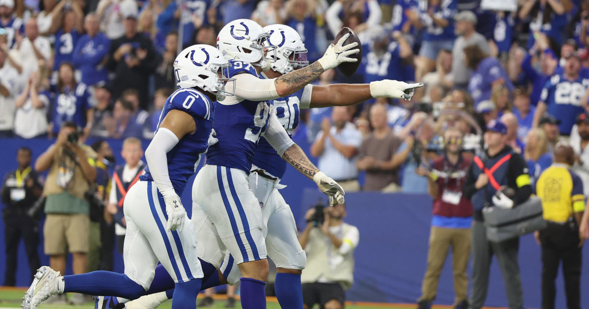 One of the Colts biggest rivals is reportedly thinking about trying to ...