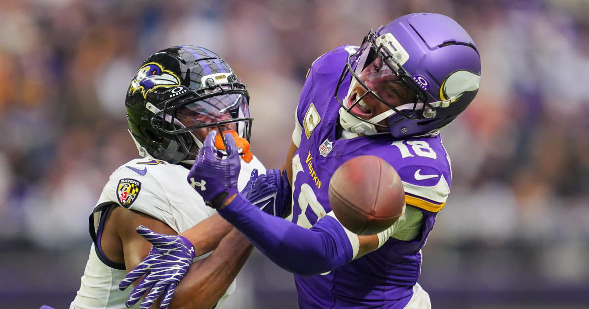 Kevin O'Connell provides clarity on controversial play call to Justin ...