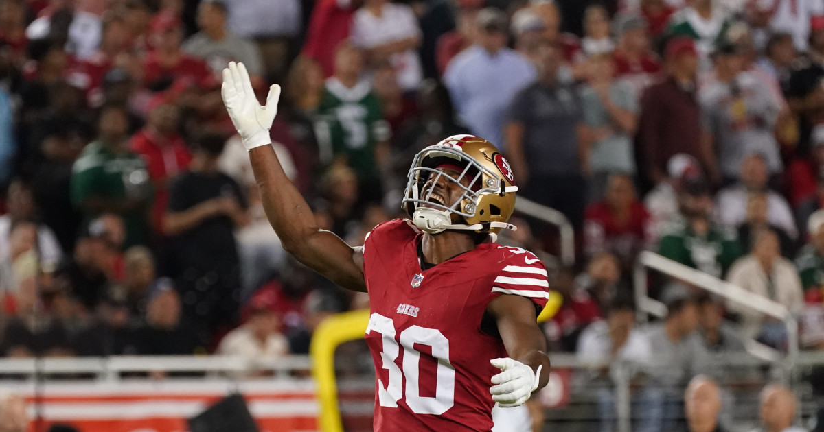 Colts reunite with a former fan favorite player and sign an athletic ...