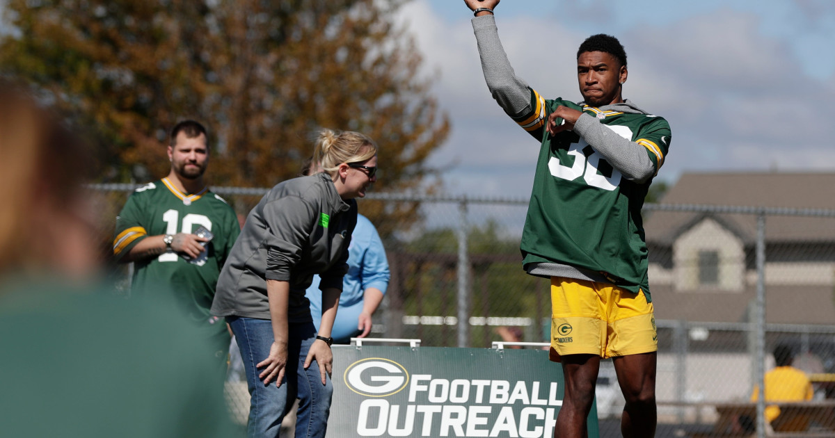 Packers make a slew of roster moves as they try to address top ...