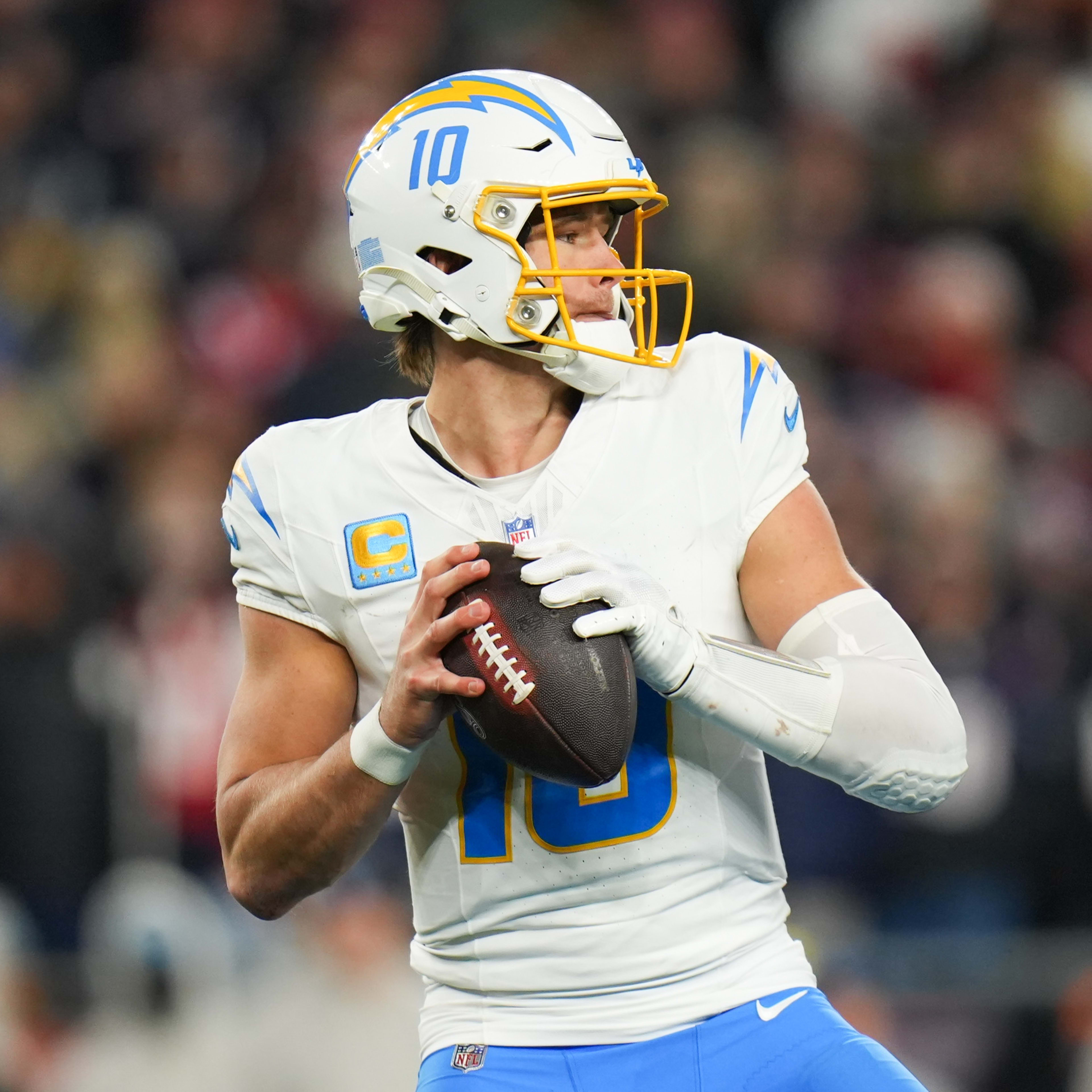 NFL insider confirms suspicion surrounding Aaron Rodgers' future with ...