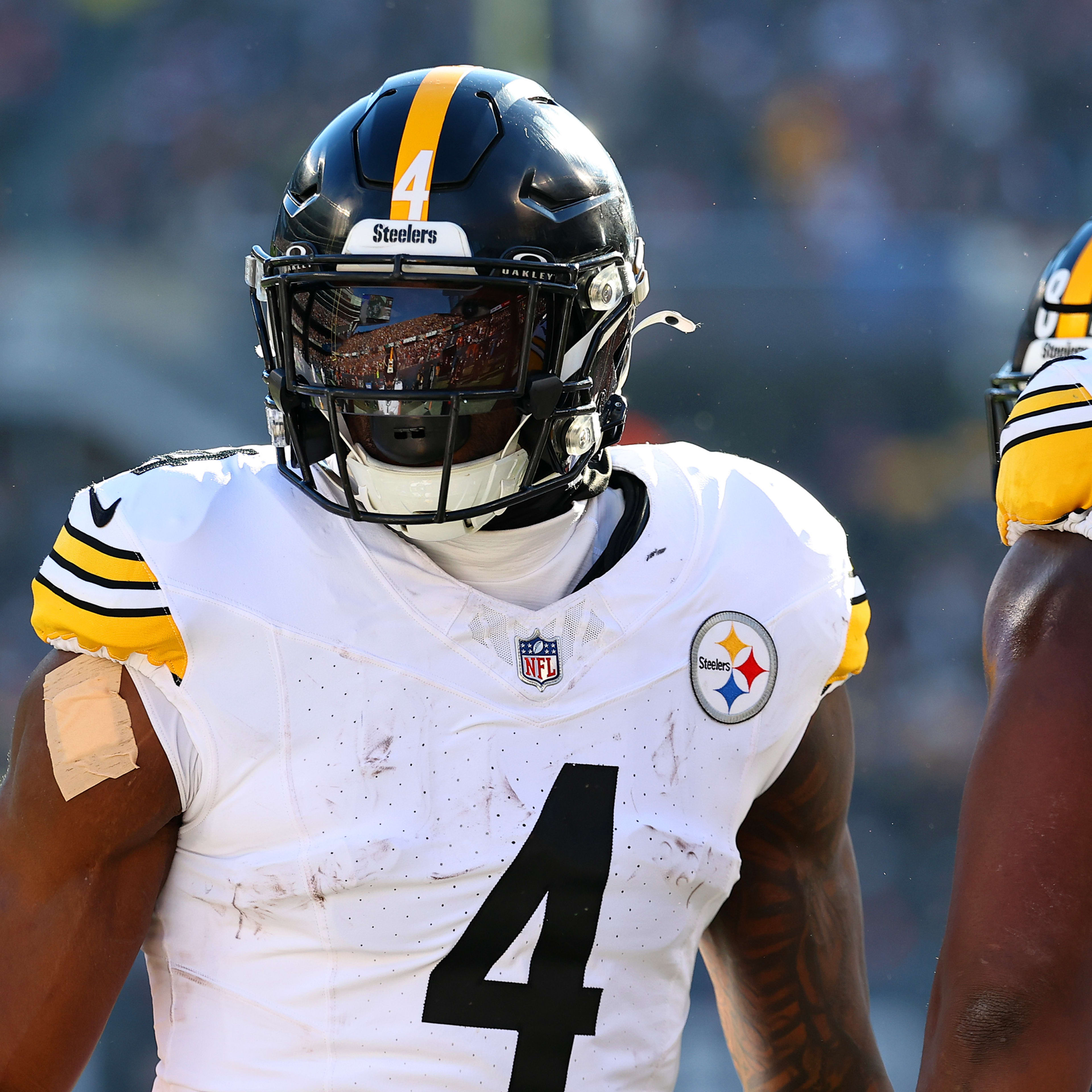 Tennessee Football connected to a transfer quarterback that could be a ...