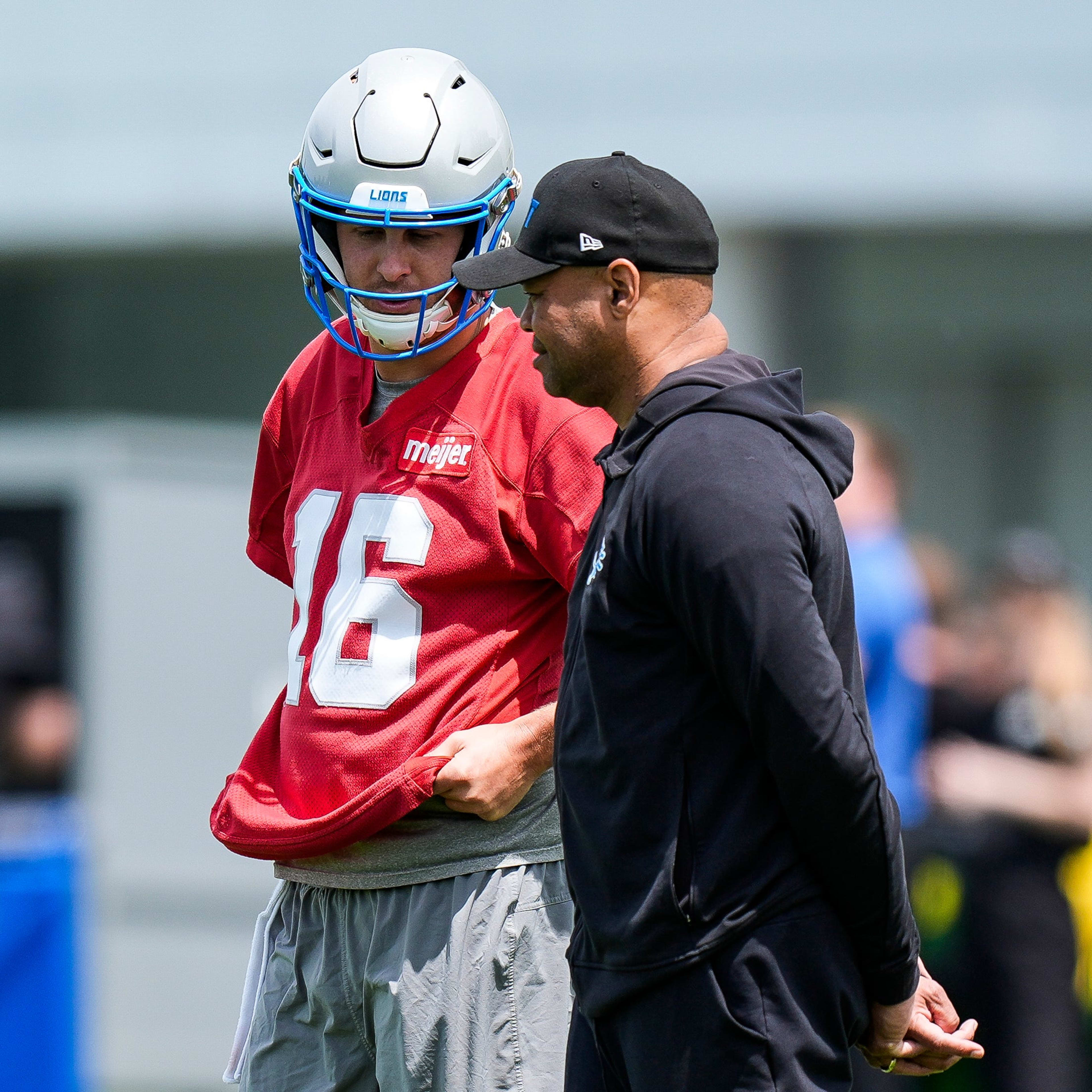 Florida State pivots quickly after wooing ex-rival DJ Lagway, snags ...