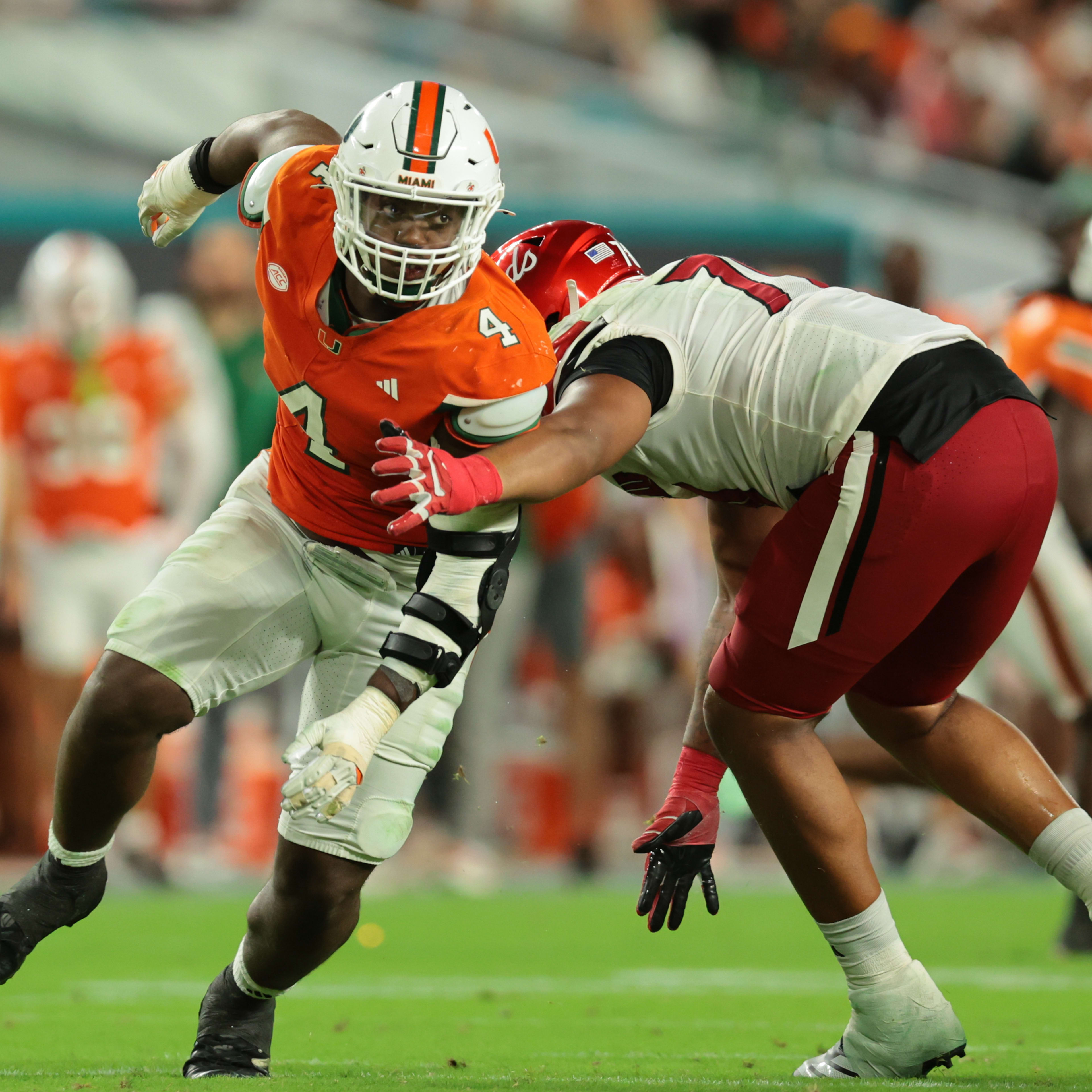 2-Round 2026 NFL Mock Draft: Fernando Mendoza vs. Dante Moore heats up ...