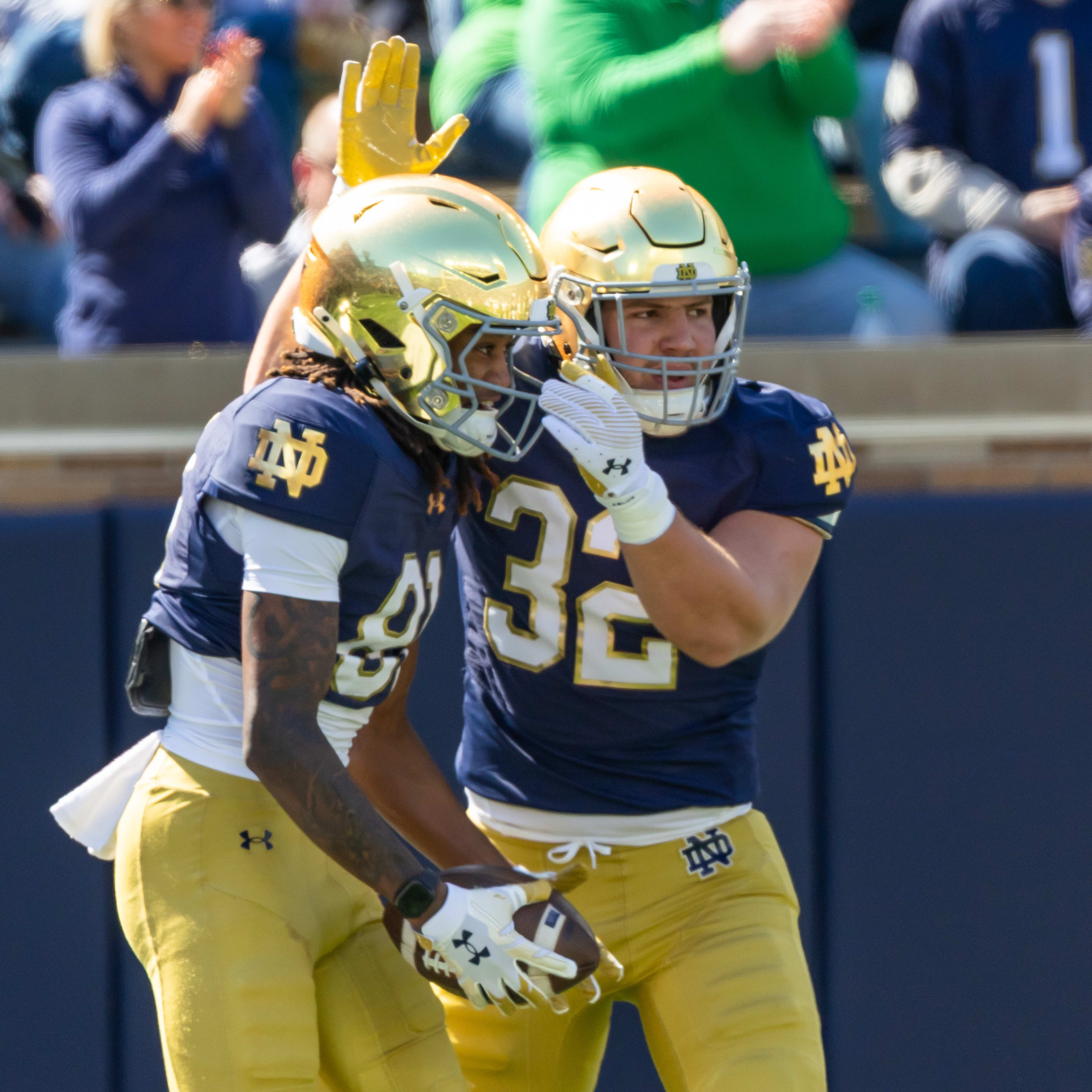 Former Notre Dame football speedster and recruiting win predicted to ...