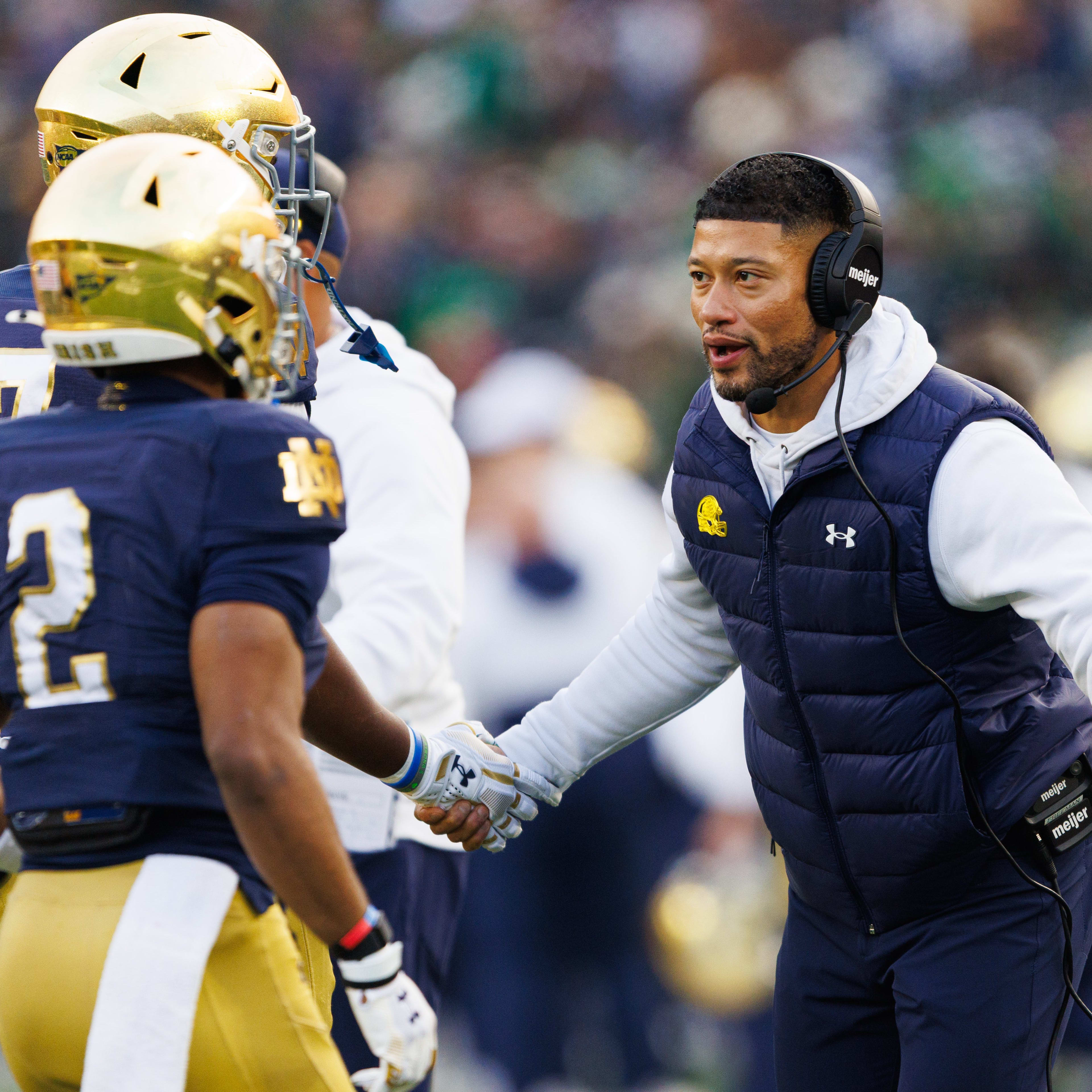 Latest 2026 3-round NFL mock draft has the Bears injecting new life ...