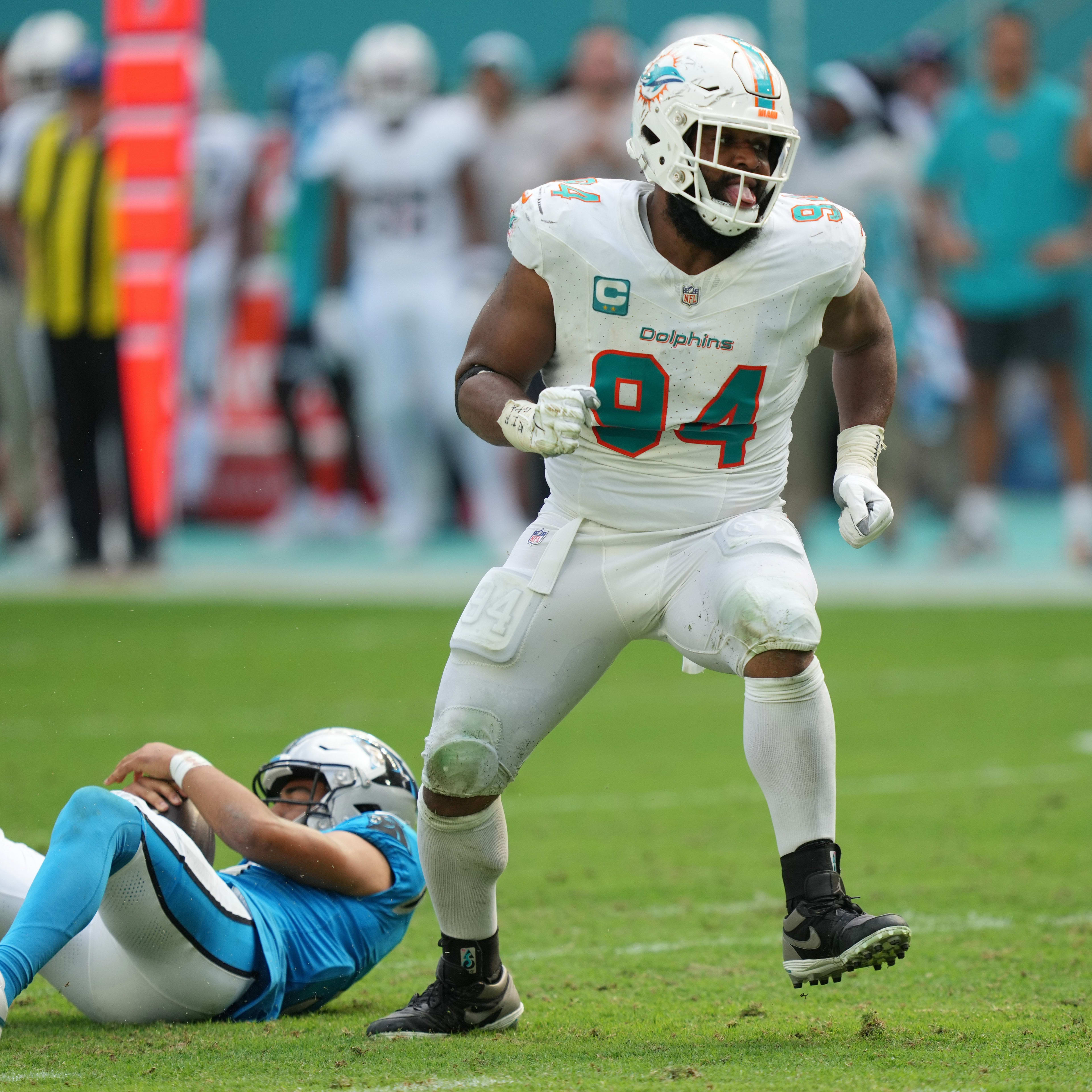 Dolphins finally sign an experienced starter at their biggest position ...