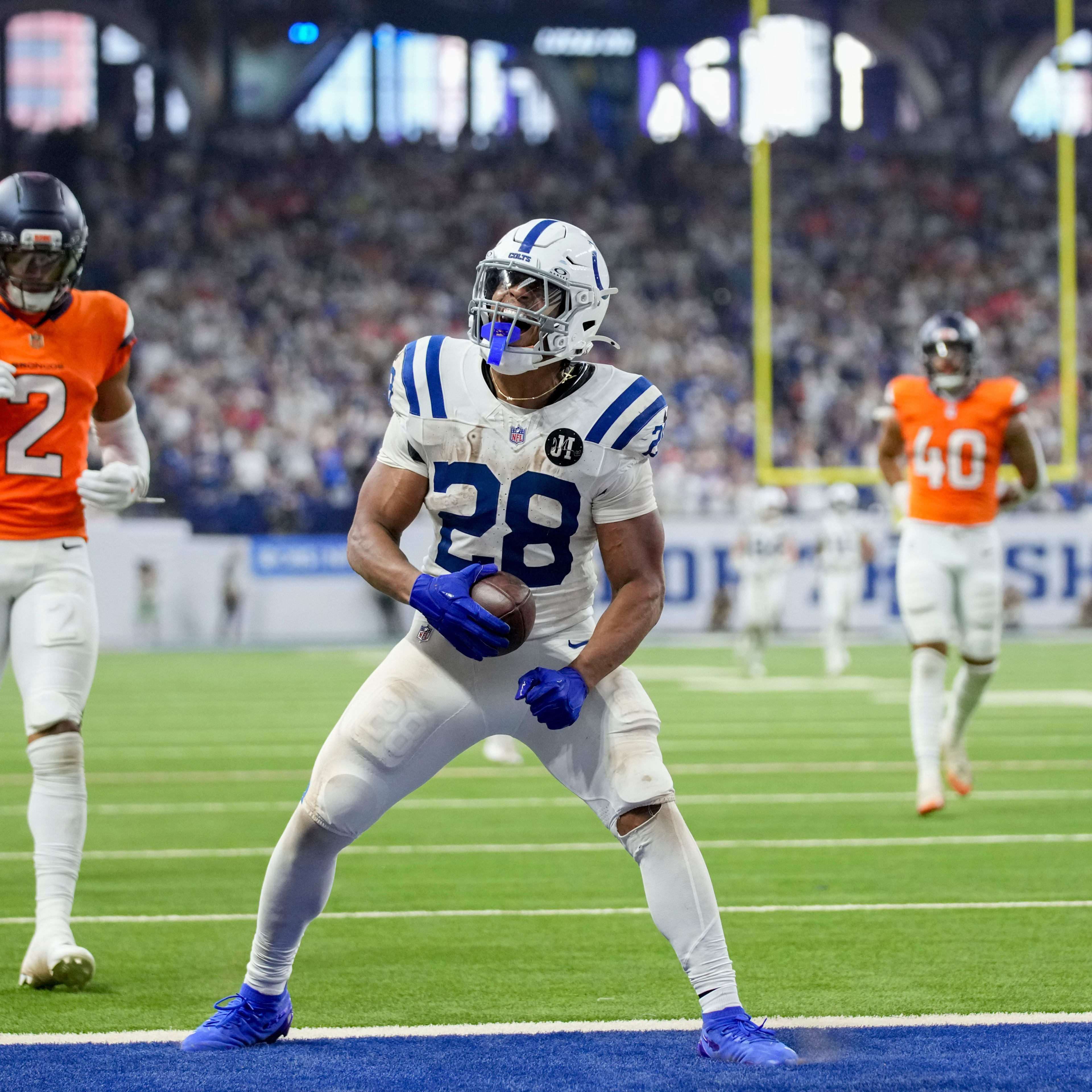 Rookie Tyler Warren honored by the NFL after his strong performance ...