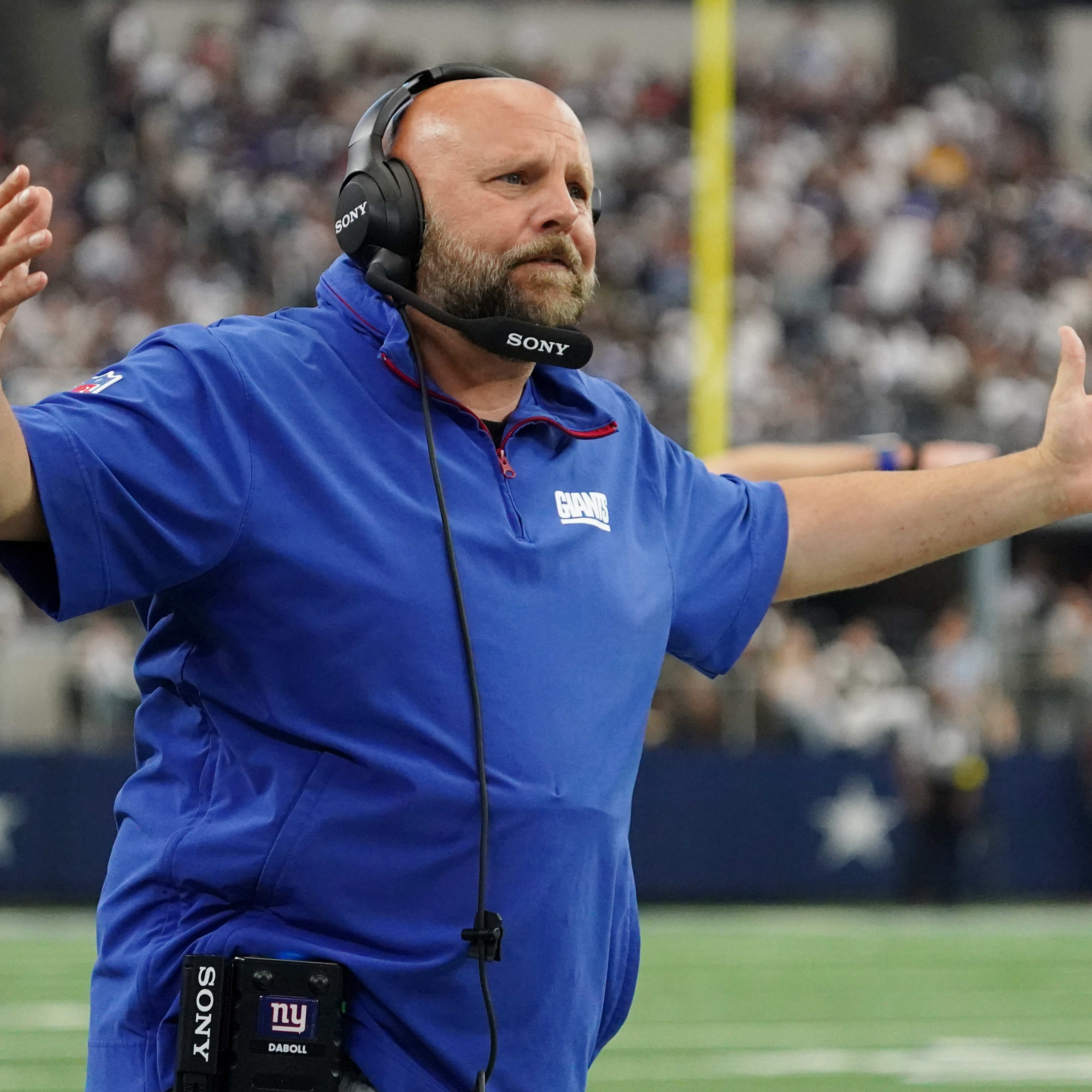 Giants HC Brian Daboll reveals promising injury update that should offer reassurance to Russell ...