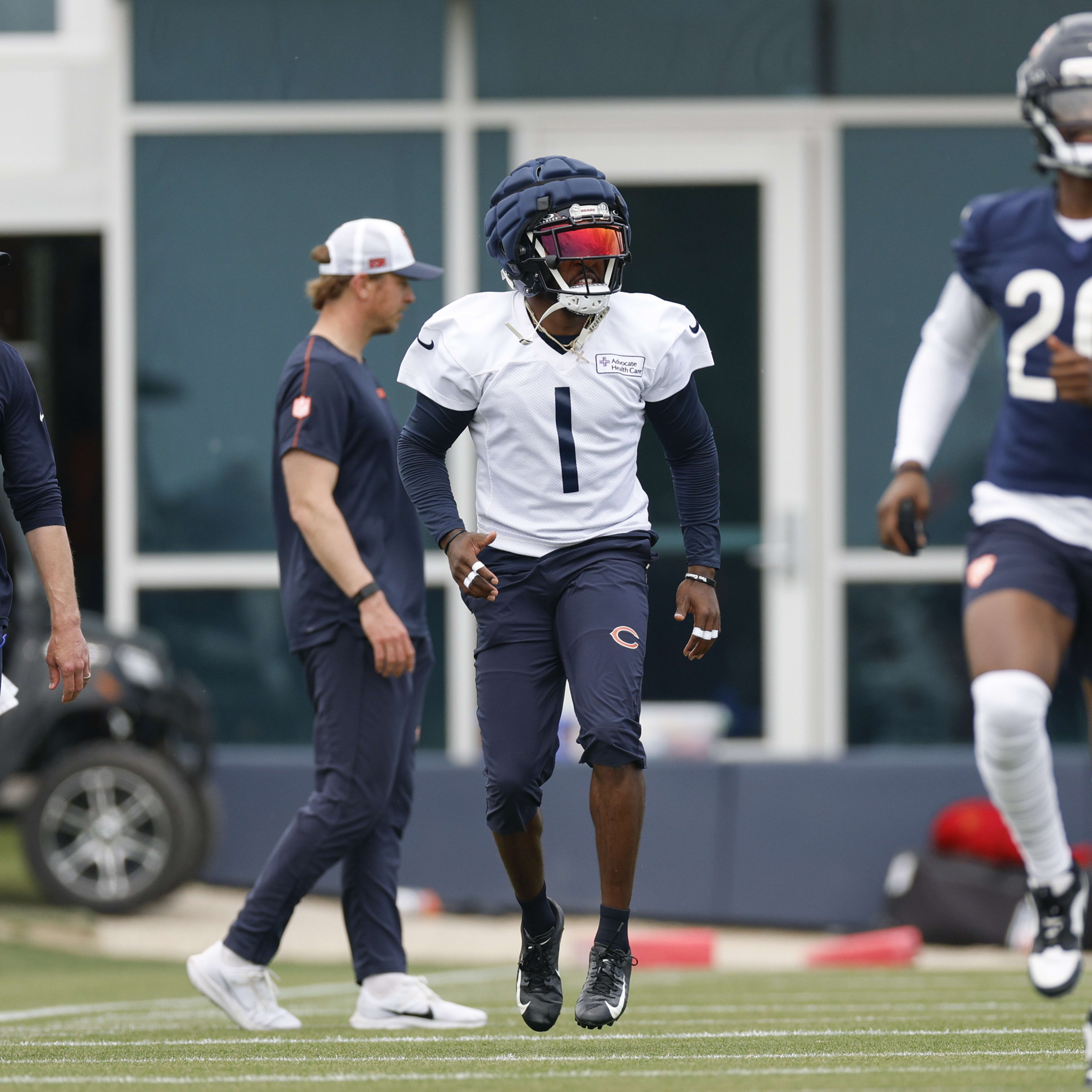 Bears squeak out another close game, but issues with Ben Johnson’s play ...