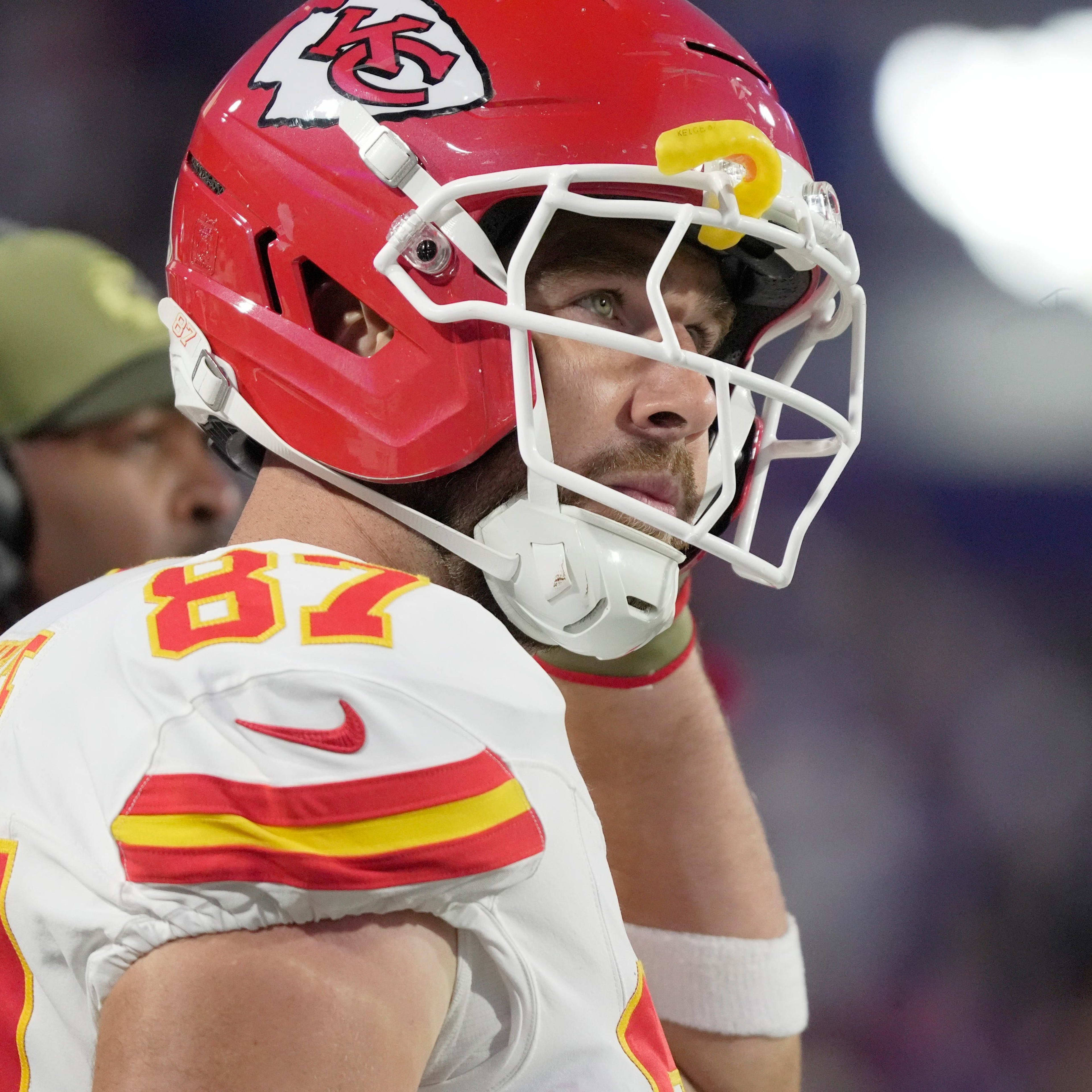 Patrick Mahomes will grace TV screens this weekend even though the ...