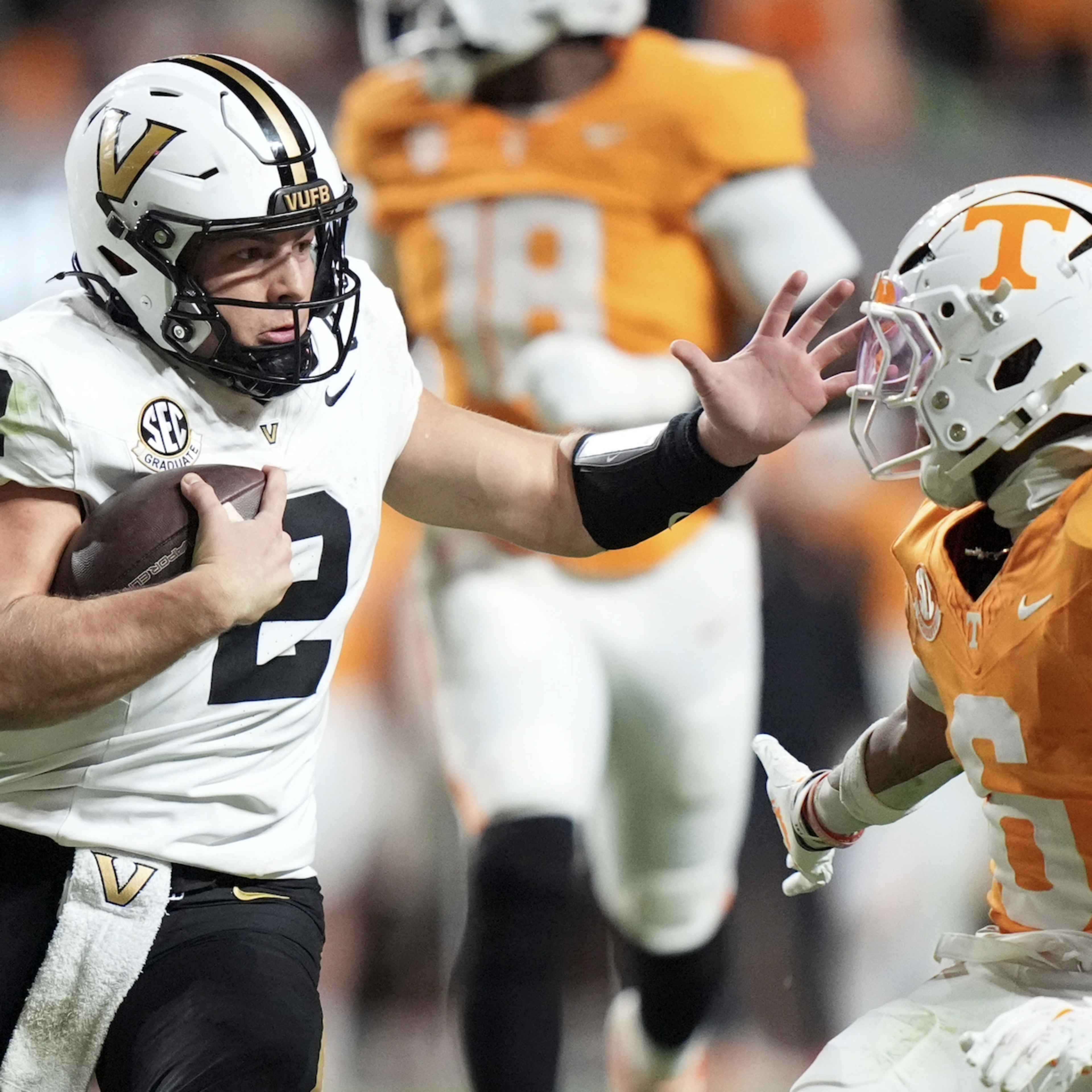 Former Tennessee defensive coordinator Tim Banks finds a quick landing ...