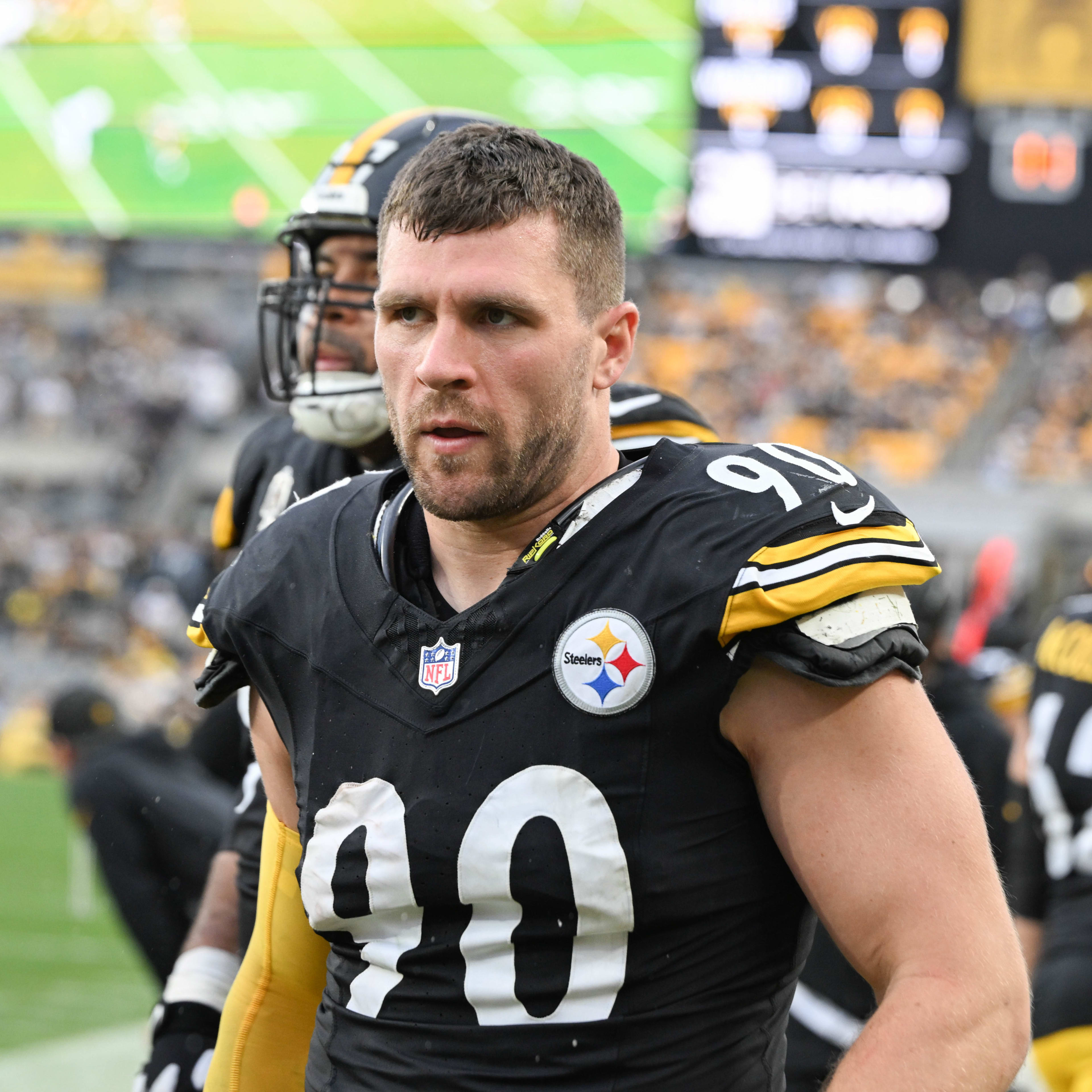 Steelers roll the dice at quarterback after taking a pair of explosive ...