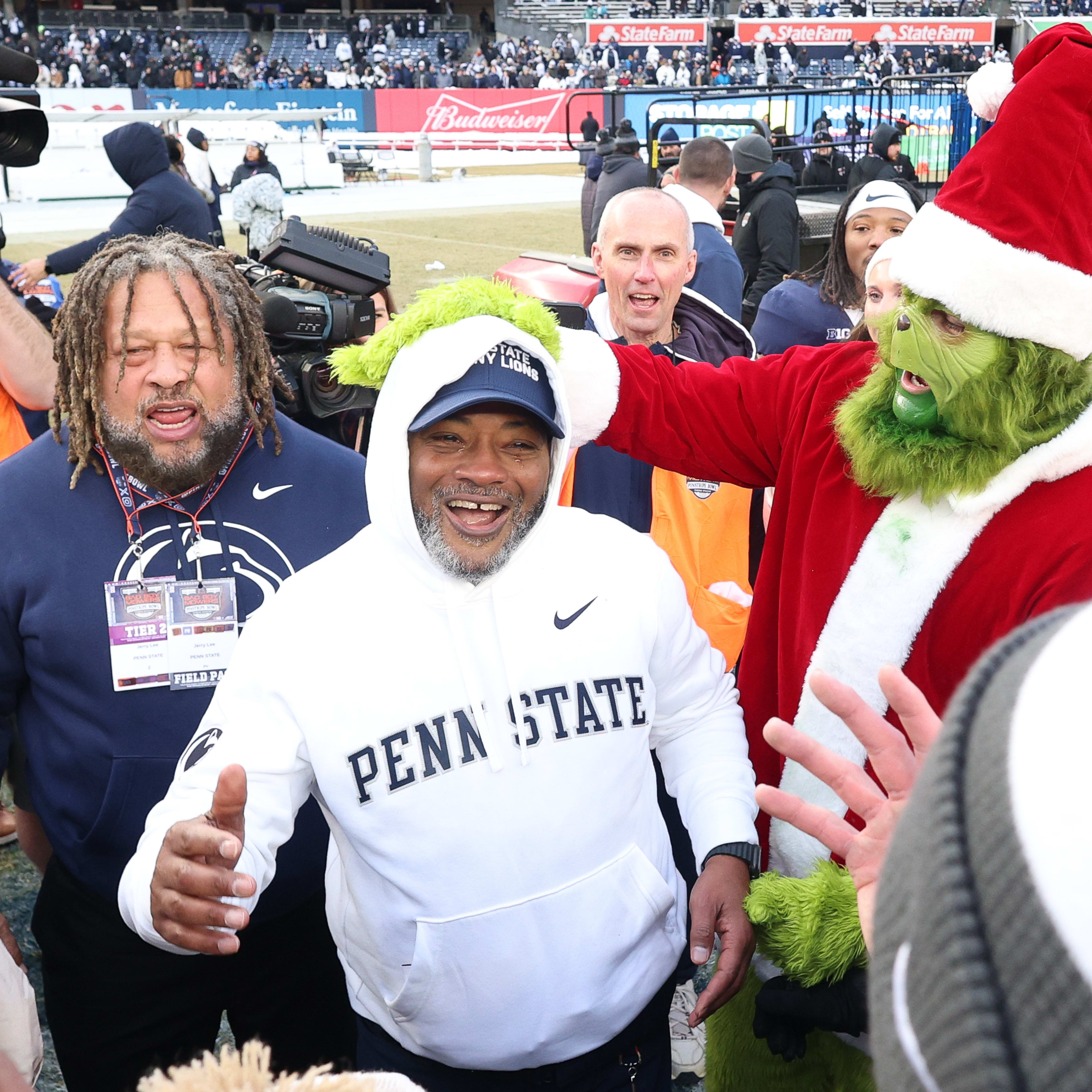 NFL hands the Eagles another win over division rival long after the ...