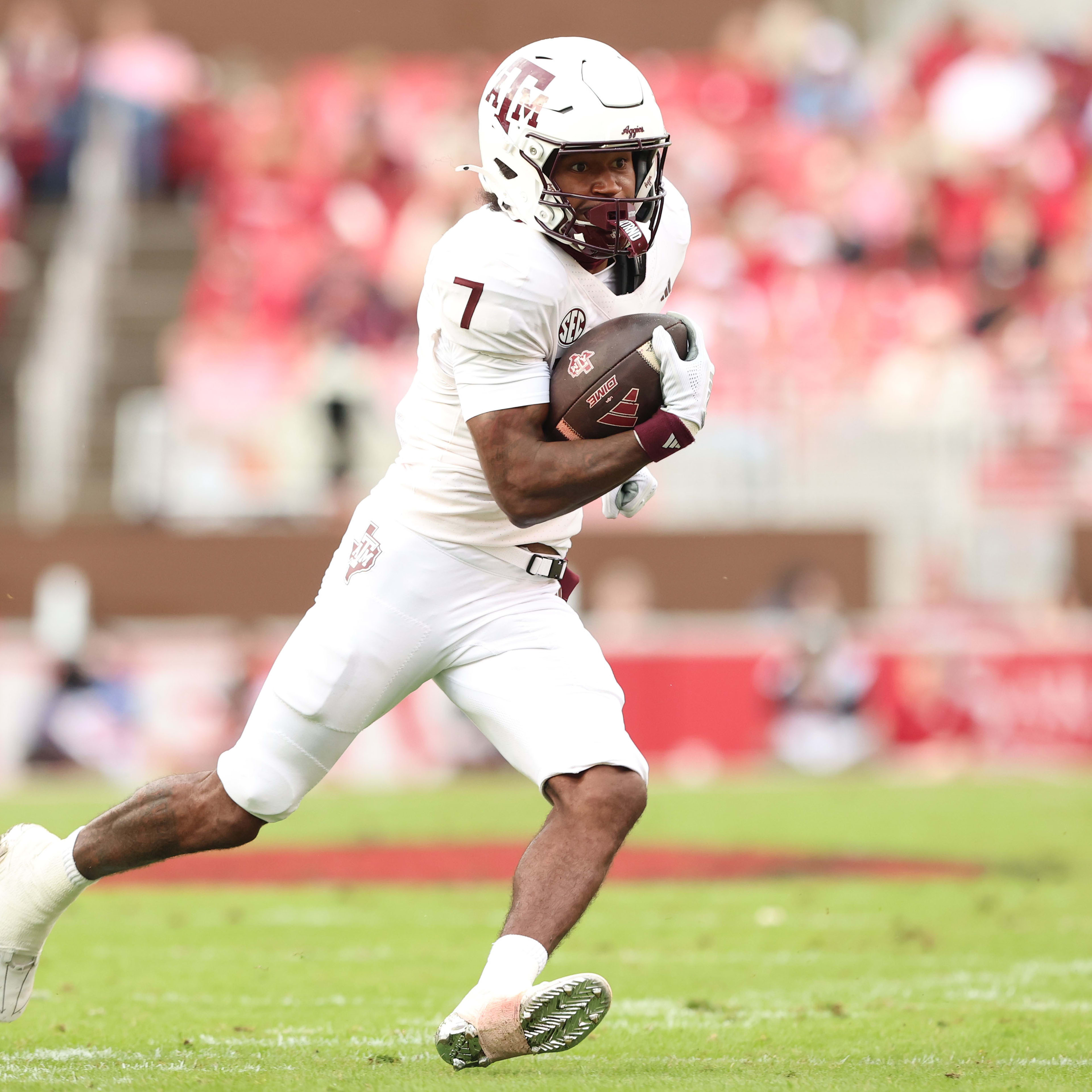 Florida State pivots quickly after wooing ex-rival DJ Lagway, snags ...