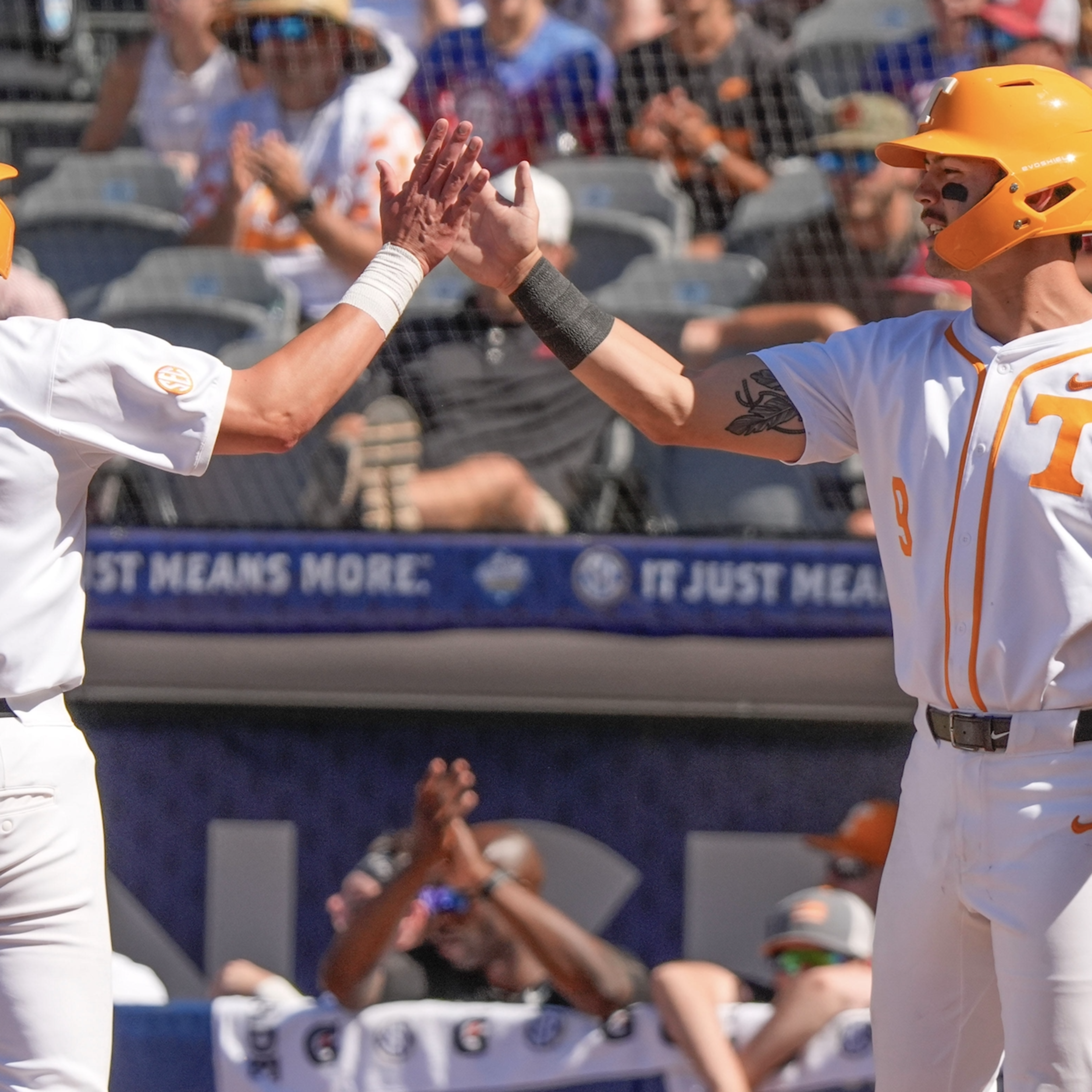 Head coach of rising NFC rival doesn't hold back on new Commanders OC ...