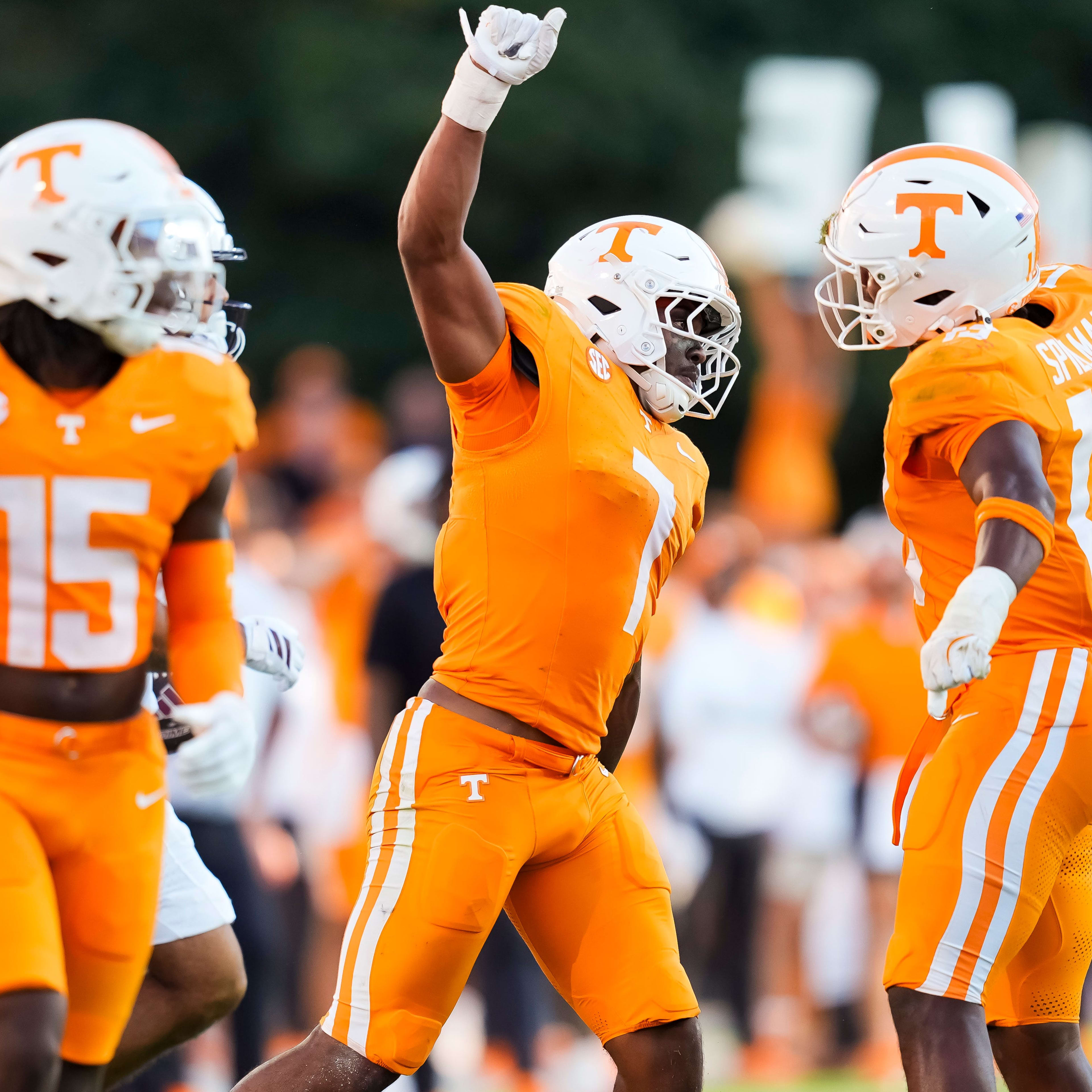 Tennessee star pulls a 180 and yanks the rug out from under the Vols ...