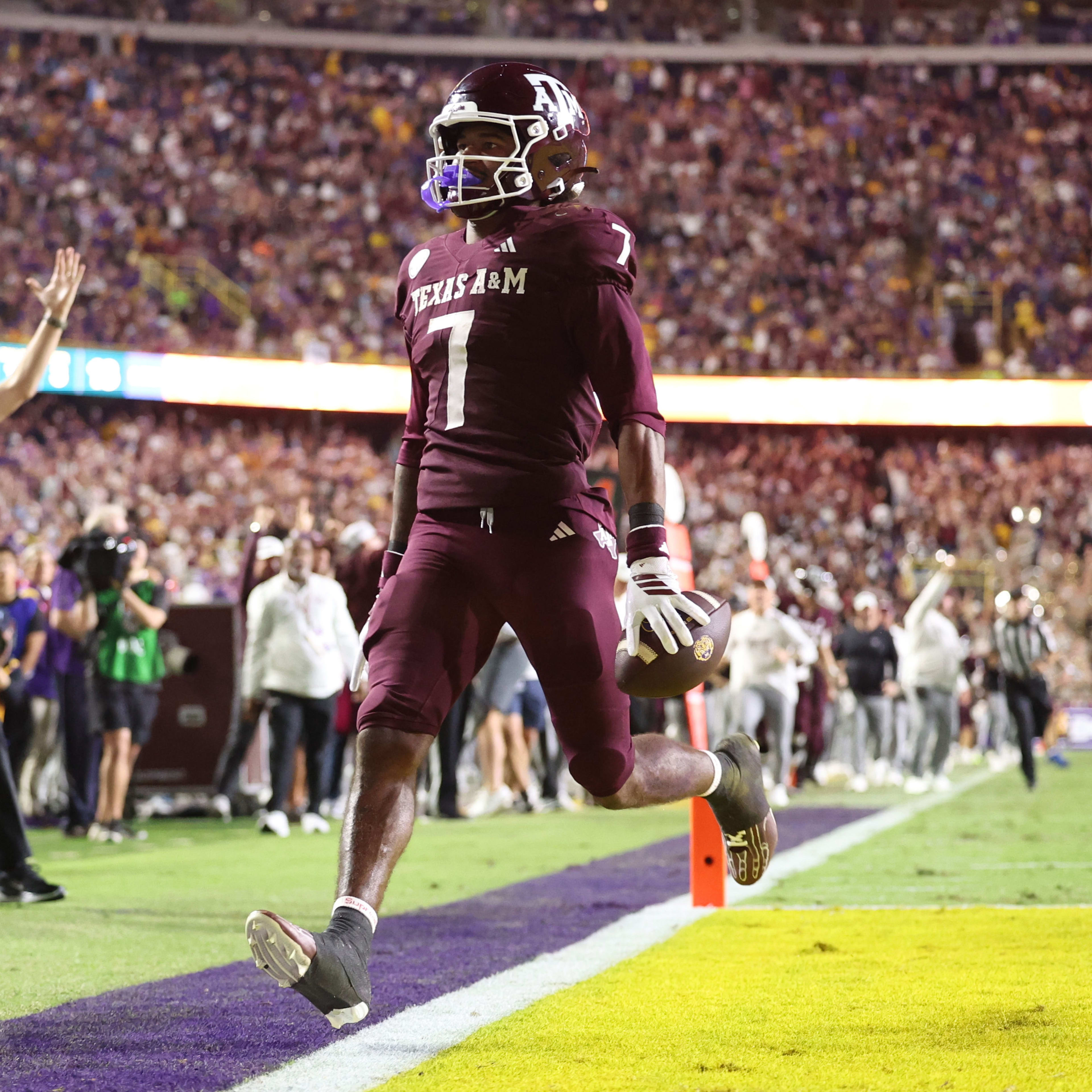 2026 3-round NFL mock draft: Browns make desperation splash trade for a ...