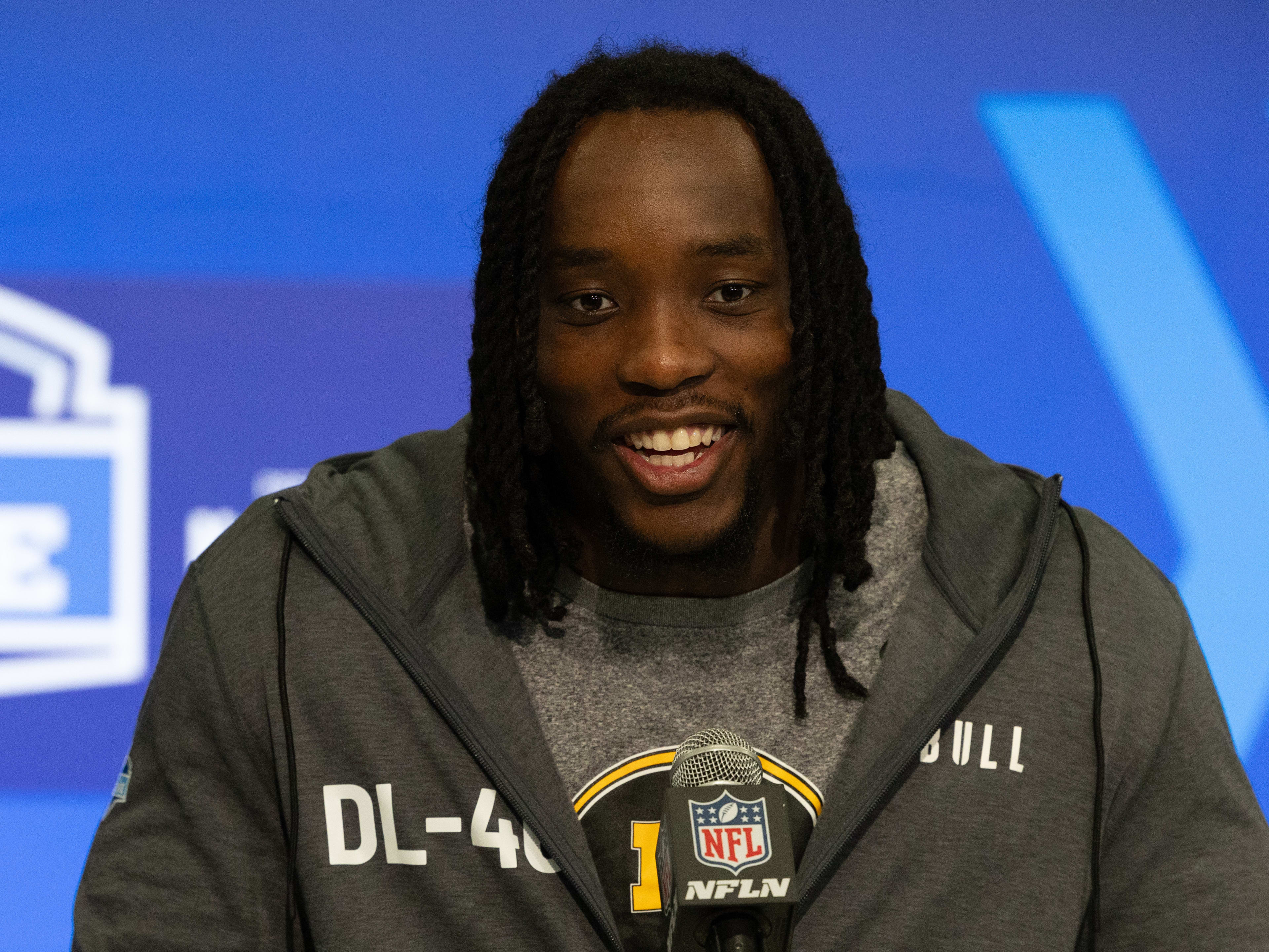 Darius Robinson really is a Lions fan, his mom has the proof - A to Z ...