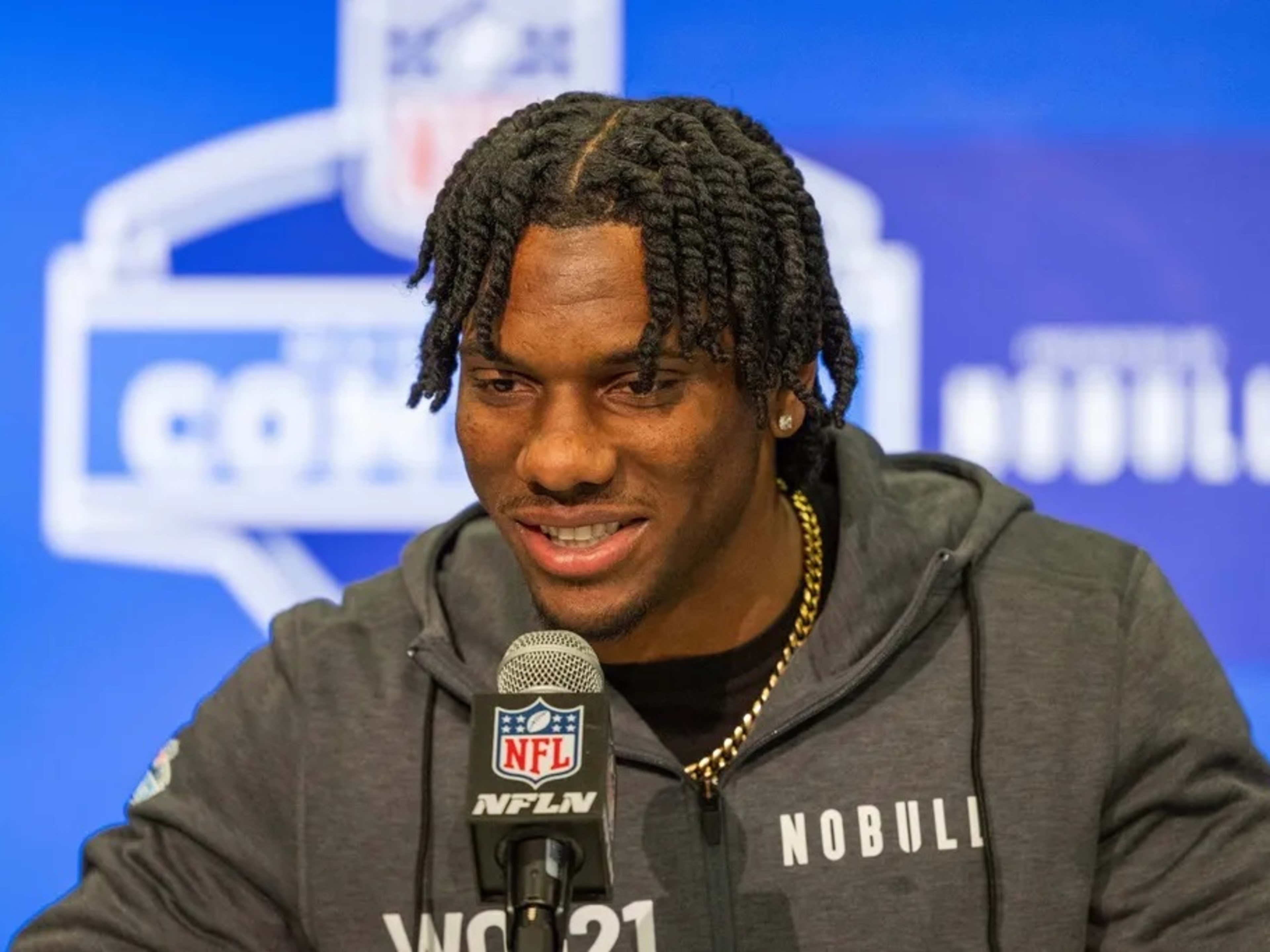 Malik Nabers accidentally sideswipes the Titans in NFL Combine ...