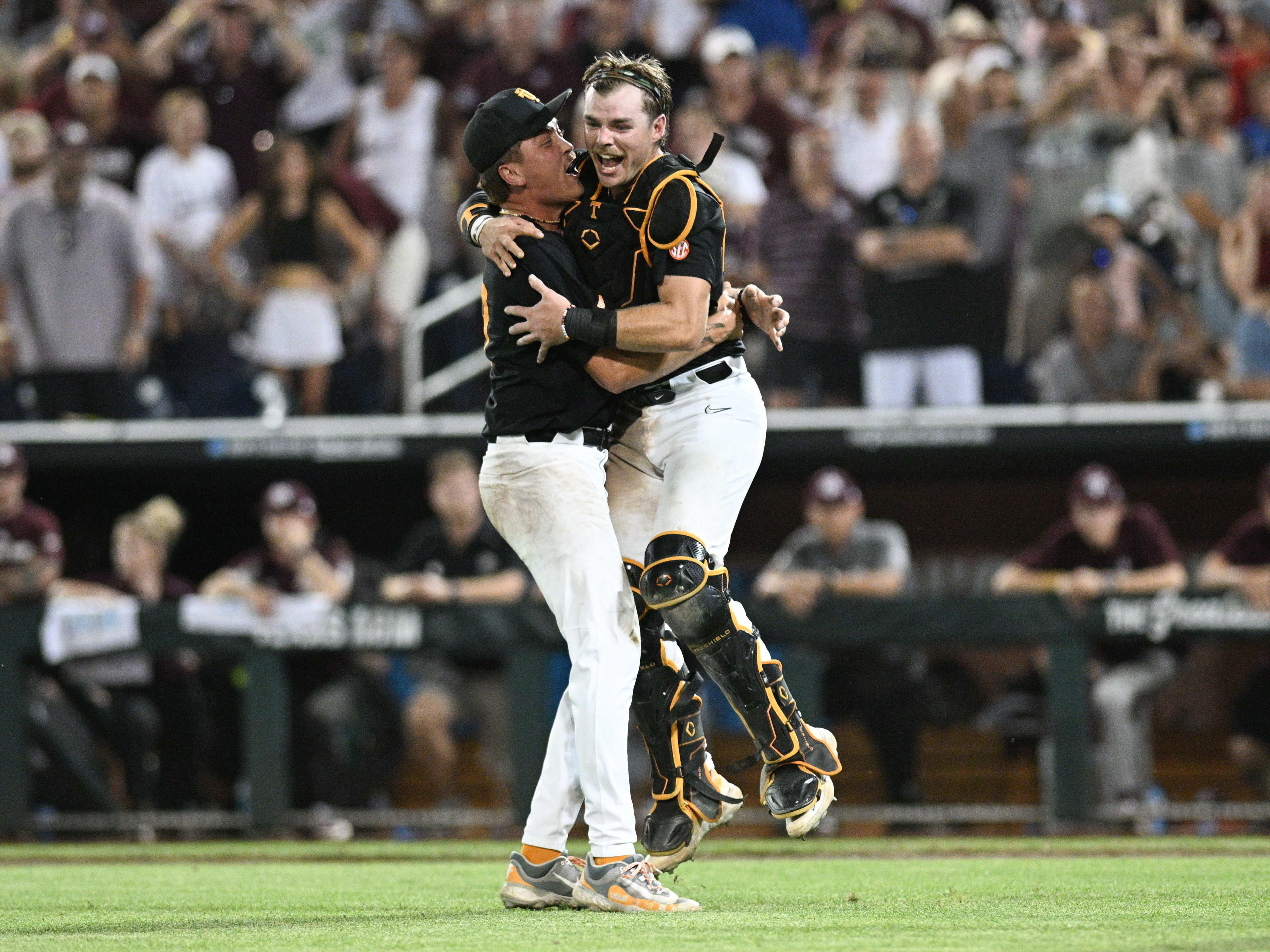 Aaron Combs clinched two Tennessee Vols championships in the same ...